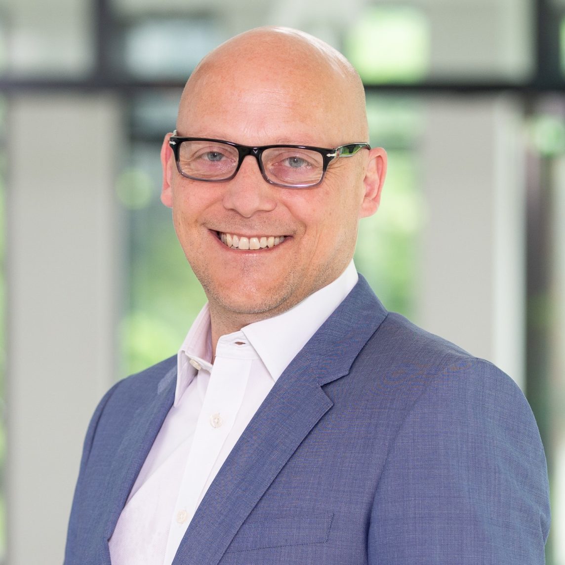 ABOUT US - www.spairliners.com